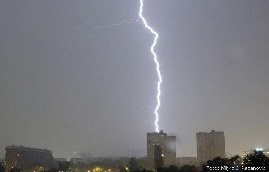 Banijac "ulovio" munju