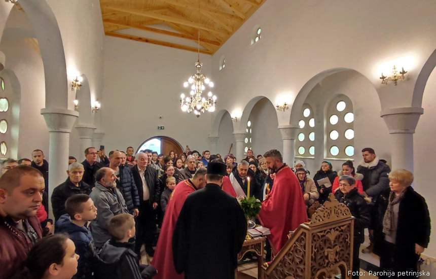 Humanitarni koncert subotičkih horova za izgradnju crkve Svetog Spiridona u Petrinji